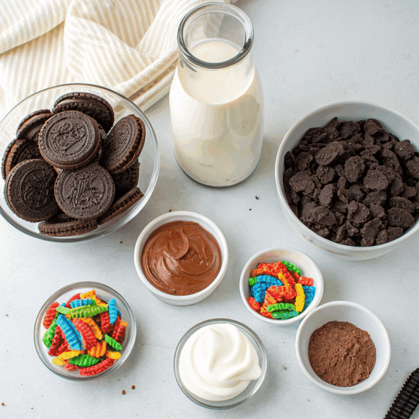 Dirt Cups with Gummy Worms | Easy Oreo Pudding Dessert